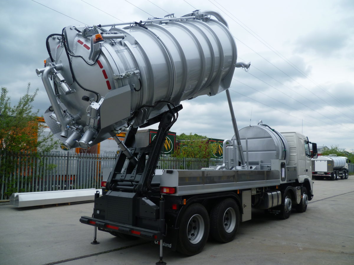 Crossland's Waste Vacuum Tankers - Your Solution for Safe and Efficient ...